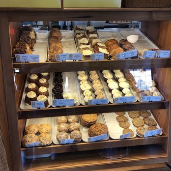 BEST BUNS BAKERY & BURGERS - Updated July 2025 - 262 Photos & 180 ...