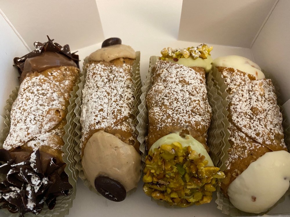 CANNOLI KING VANCOUVER - Updated December 2025 - 33 Photos & 11 Reviews ...