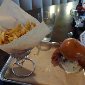 5216 TABLE & TAP - Updated September 2025 - 34 Photos & 66 Reviews ...