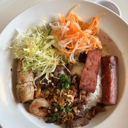 PHO VIET AUGUSTA - Updated November 2025 - 215 Photos & 117 Reviews ...