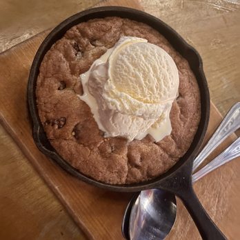 KOOKY CANUCK - Updated November 2024 - 713 Photos & 795 Reviews - 87 S ...