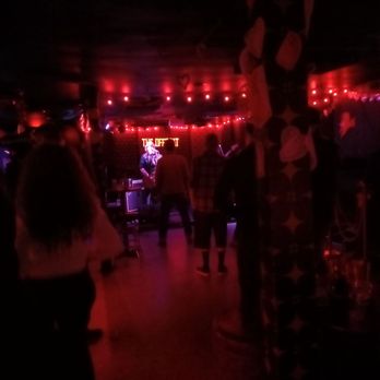 THE OFFBEAT BAR - Updated July 2025 - 362 Photos & 172 Reviews - 6316 ...