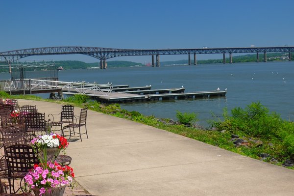 BLU POINTE - 663 Photos & 544 Reviews - 120 Front St, Newburgh, NY ...