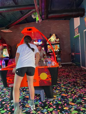 BANANAS MINI GOLF AND ARCADE - Updated April 2025 - 29 Photos & 12 ...