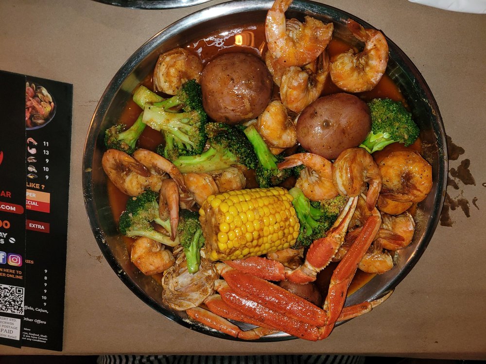 RED HOOK CAJUN SEAFOOD & BAR - Updated April 2025 - 36 Photos & 38 ...