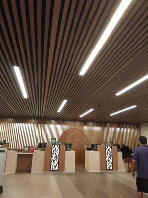 FIRST HAWAIIAN BANK - PEARLRIDGE BRANCH - Updated January 2026 - 33 ...