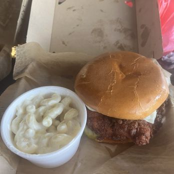 CHUCKS HOT CHICKEN - Updated December 2025 - 59 Photos & 70 Reviews ...