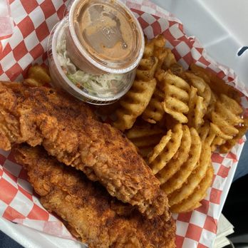 CHICKY SANDOS - Updated December 2025 - 71 Photos & 63 Reviews - 7930 ...