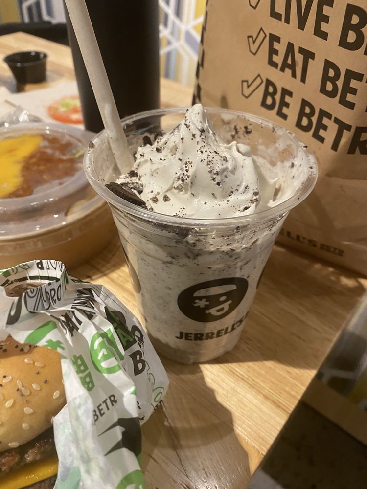 JERRELL’S BETR BRGR - Updated October 2025 - 12 Photos - 210 Hudson St ...