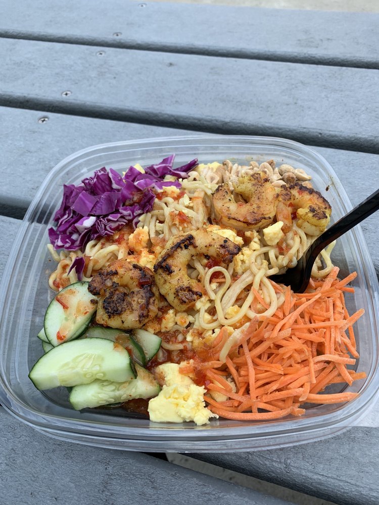BOWLICIOUS FOOD TRUCK - 28 Photos & 16 Reviews - 79 Washington Ave ...