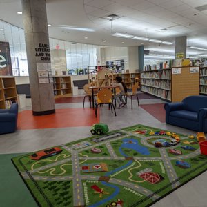 BARBARA BUSH BRANCH LIBRARY - Updated November 2025 - 23 Photos & 33 ...