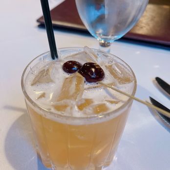 RUSSELL’S RESTAURANT - Updated October 2025 - 477 Photos & 586 Reviews ...