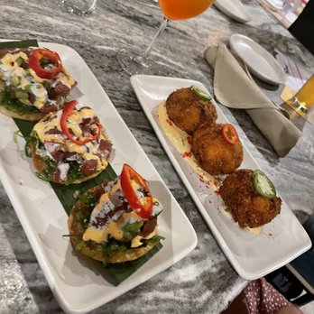 BARNYARD CRAFTHOUSE & EATERY - Updated January 2025 - 354 Photos & 416 ...