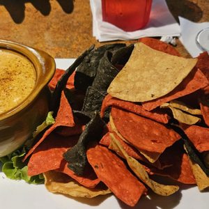 UNWINED ON THE WATER - Updated August 2025 - 31 Photos & 43 Reviews ...