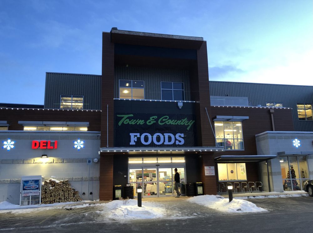 TOWN & COUNTRY FOODS - Updated December 2025 - 11 Photos & 17 Reviews ...