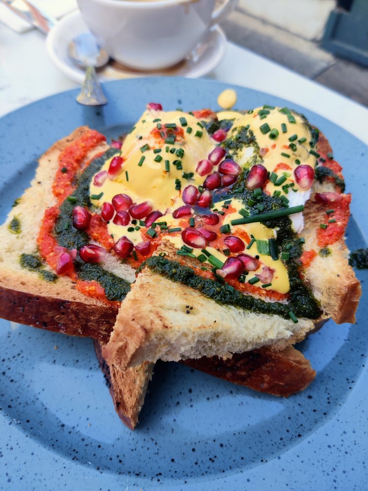 FARMER BROWNS AT THE VILLAGE - Updated August 2025 - 79 Photos & 28 ...