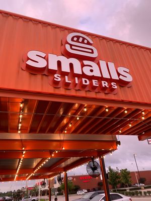 SMALLS SLIDERS - 26 Photos & 29 Reviews - 1642 Gause Blvd, Slidell ...