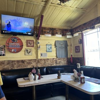 YELLOW BRIX RESTAURANT - Updated July 2024 - 362 Photos & 683 Reviews ...