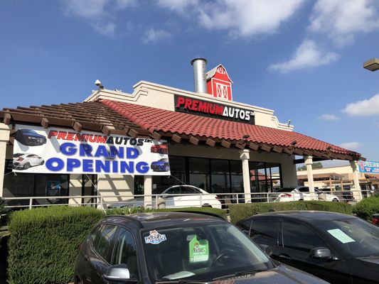 PREMIUM AUTOS - Updated October 2025 - 89 Photos & 374 Reviews - 2100 ...