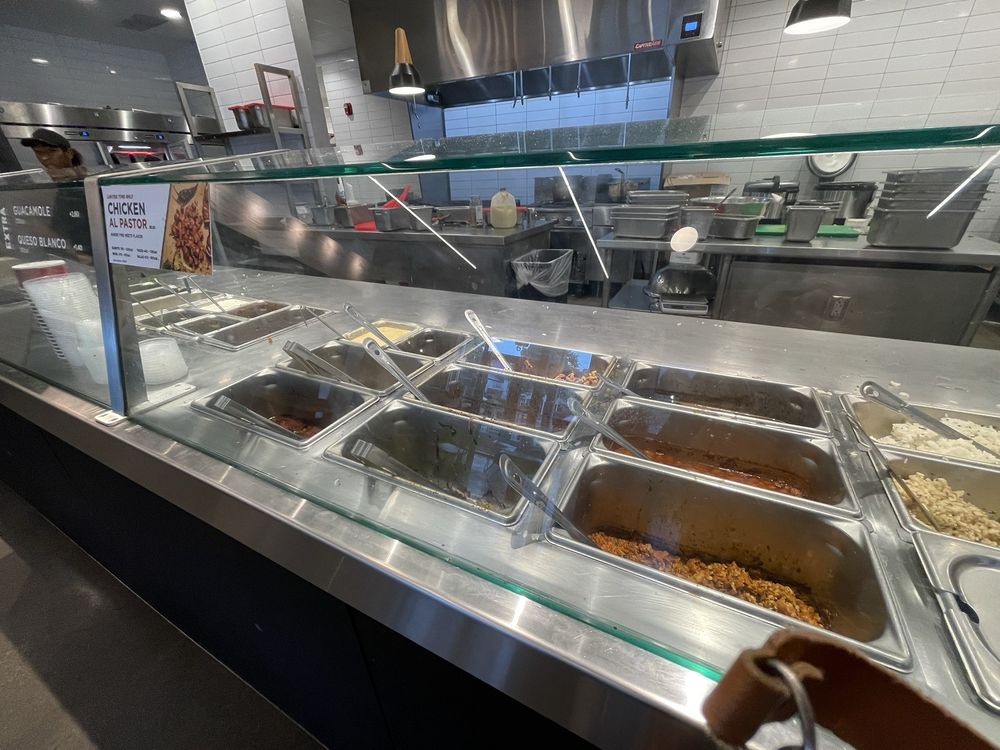 CHIPOTLE MEXICAN GRILL - Updated July 2024 - 18 Reviews - 650 E ...