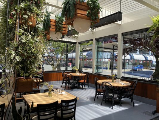 10 ACRES BISTRO - Updated December 2024 - 446 Photos & 560 Reviews ...