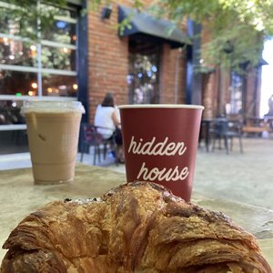 HIDDEN HOUSE COFFEE - 683 Photos & 492 Reviews - 511 E Santa Ana Blvd ...