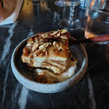 AKAR - Updated August 2025 - 748 Photos & 240 Reviews - 7641 Wydown ...