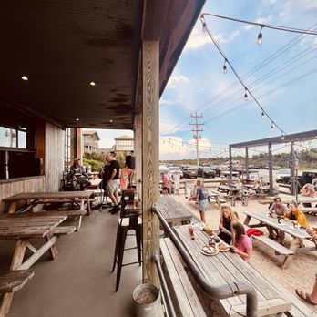 1718 BREWING OCRACOKE - Updated October 2025 - 98 Photos & 95 Reviews ...