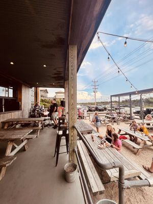 1718 BREWING OCRACOKE - Updated August 2024 - 71 Photos & 78 Reviews ...