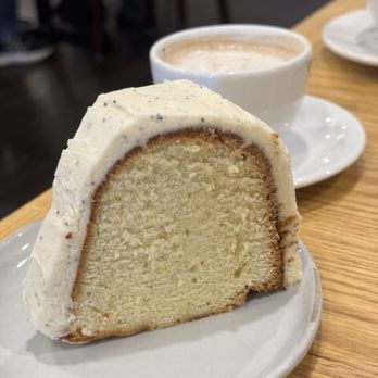 EMERALD TAVERN GAMES & CAFE - Updated May 2024 - 249 Photos & 228 ...