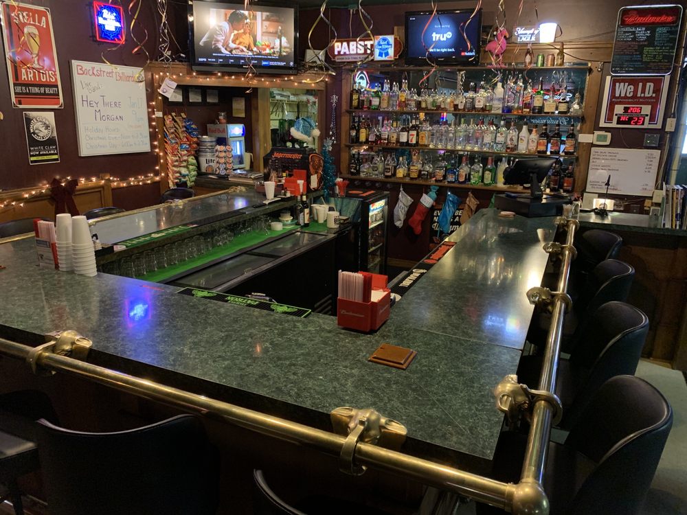 BACKSTREET BILLIARD & SPORTS BAR - Updated December 2025 - 26 N Spring ...