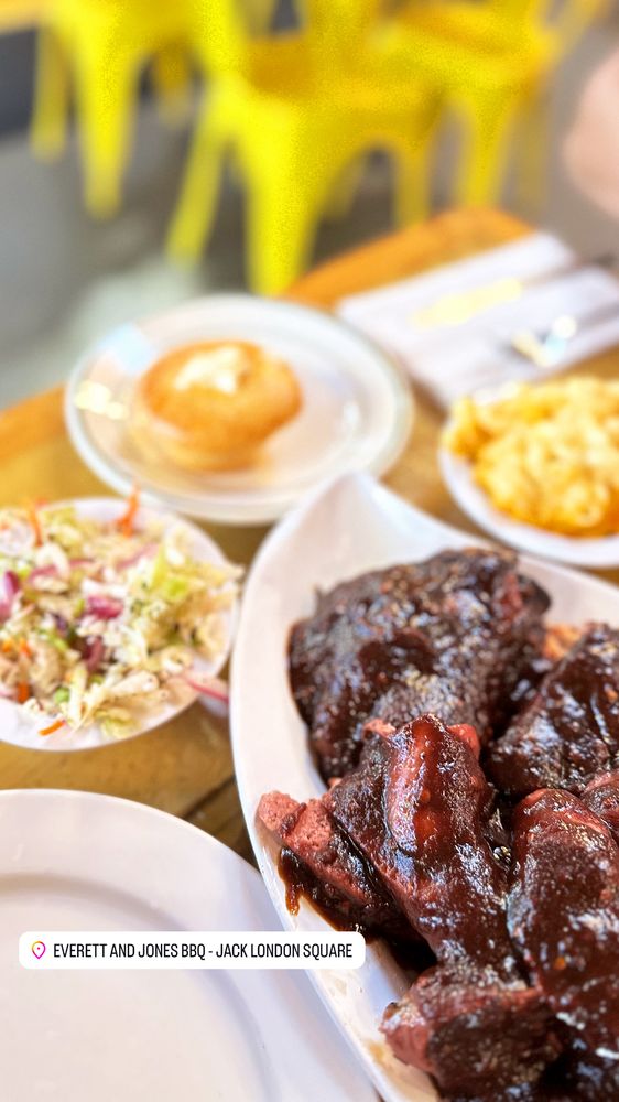 EVERETT & JONES BARBEQUE - Updated December 2025 - 1375 Photos & 2402 ...