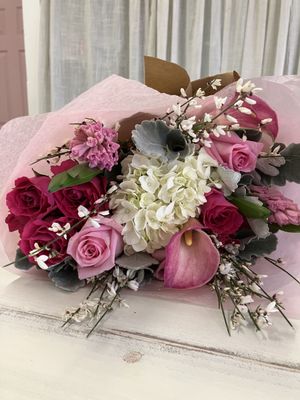 CAPE COD FLOWERS BY CANDIS - Updated December 2025 - 15 Photos - 132 MA ...