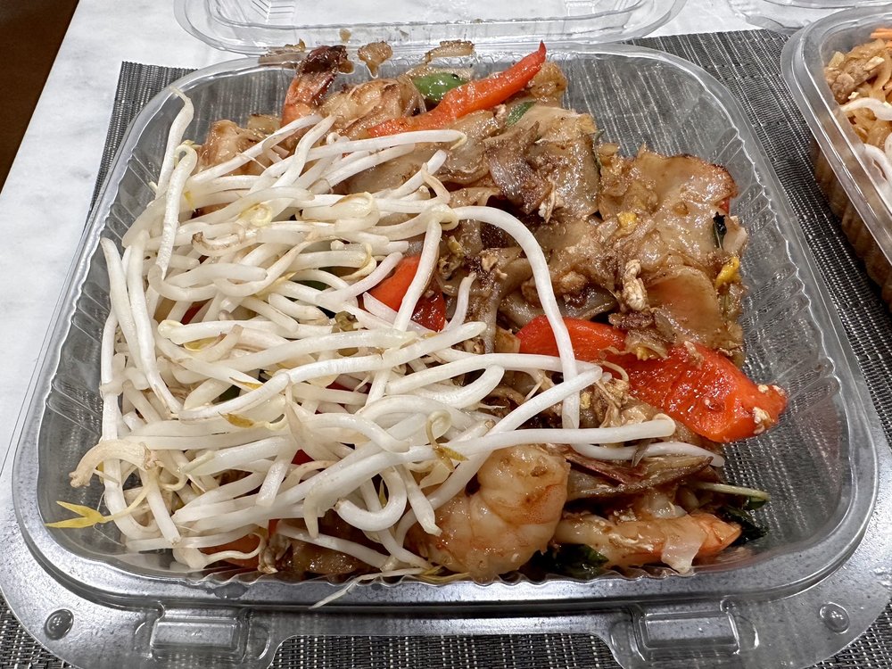 DANG’S THAI KITCHEN - Updated December 2025 - 213 Photos & 370 Reviews ...