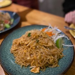 KIN’D - Updated October 2025 - 2734 Photos & 1383 Reviews - 192-03 ...