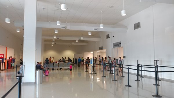 CONCORD REGIONAL AIRPORT - 46 Photos & 49 Reviews - Airports - 9000 ...