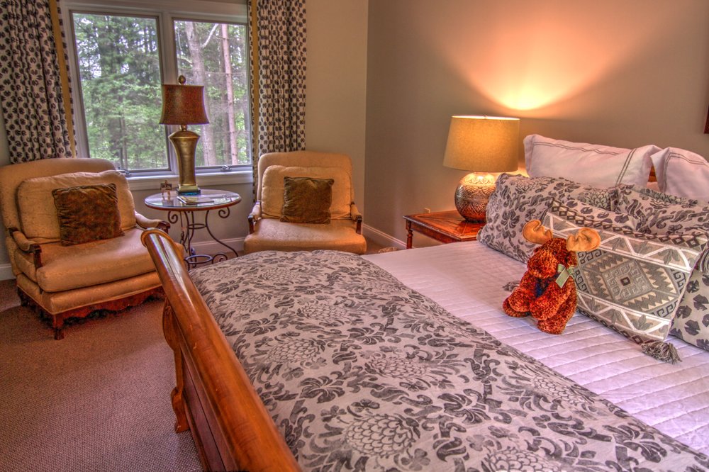 STONE HILL INN - 80 Photos & 29 Reviews - 89 Houston Farm Rd, Stowe ...