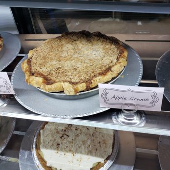 PIE SNOB CHANDLER - Updated May 2024 - 141 Photos & 82 Reviews - 250 S ...