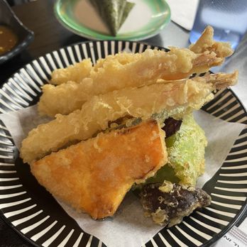 HIKARI SUSHI & BAR - Updated November 2024 - 1496 Photos & 470 Reviews ...