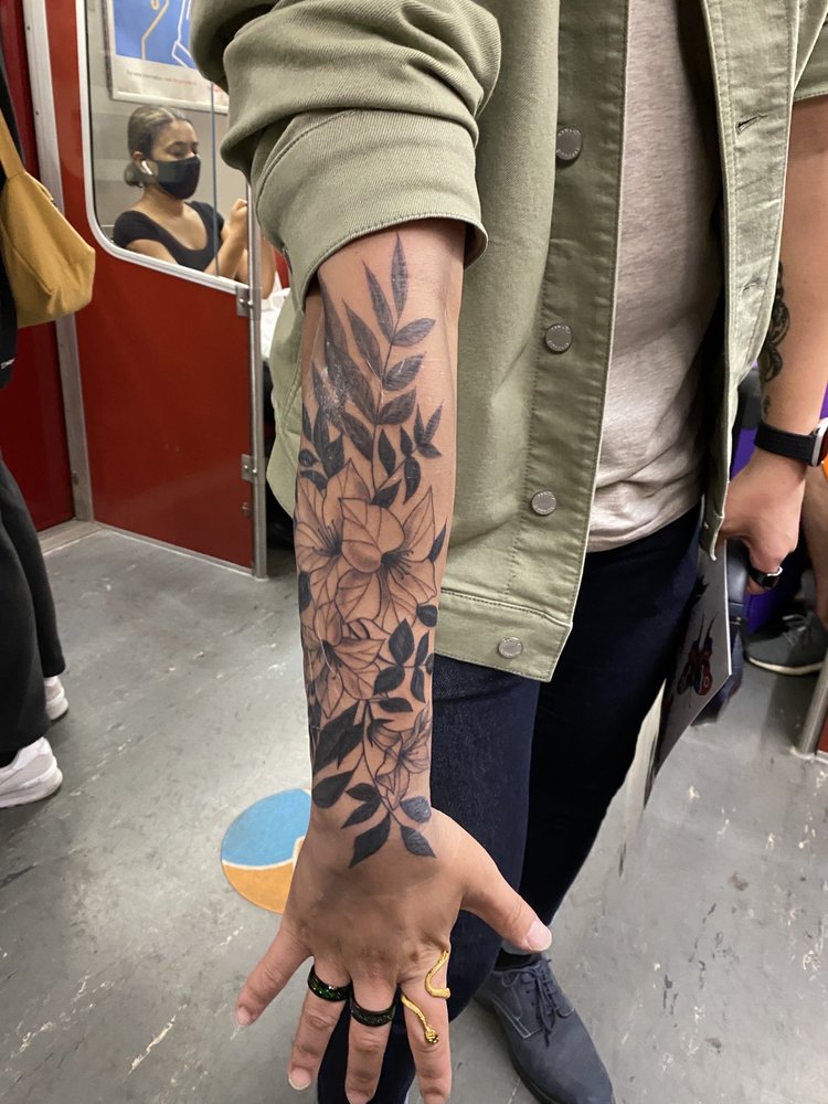 TORONTO INK - Updated September 2025 - 59 Photos - 580 1/2 Danforth ...