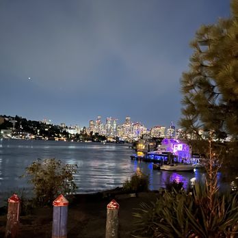 WESTWARD - 963 Photos & 823 Reviews - 2501 N Northlake Way, Seattle ...