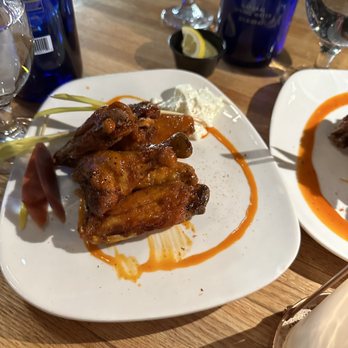 AMINA - Updated January 2025 - 519 Photos & 208 Reviews - 104 Chestnut ...