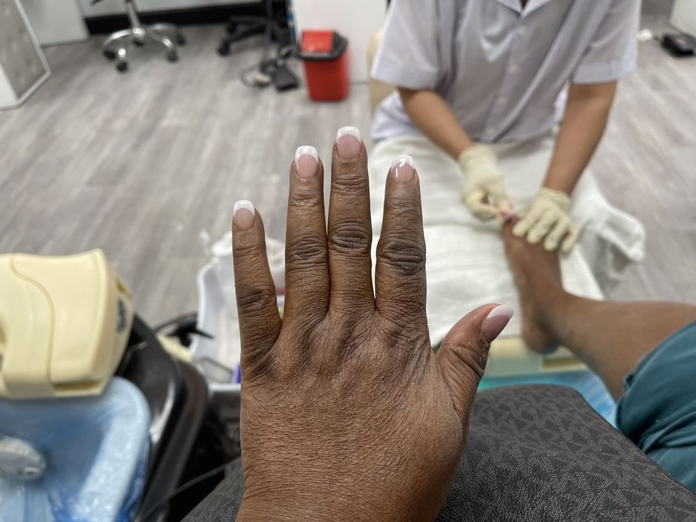 DAVI NAILS- WALMART - Updated January 2026 - 20 Photos - 904 Cypress ...