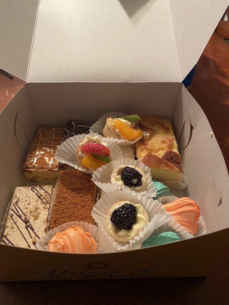 MASIS BAKERY - 144 Photos & 217 Reviews - 8725 Sunland Blvd, Sun Valley ...