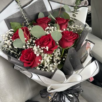 FLOWER GENIE - Updated October 2024 - 272 Photos & 195 Reviews - 1042 E ...