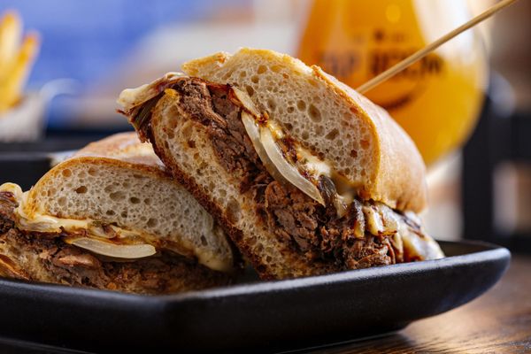 TAP ROOM - Updated December 2025 - 82 Photos & 99 Reviews - 47-51 North ...