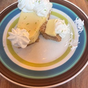 PIE LADY CAFE - Updated June 2025 - 245 Photos & 198 Reviews - 9 E Main ...