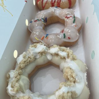 MOCHINUT - Updated June 2024 - 166 Photos & 33 Reviews - 11757 Beach ...