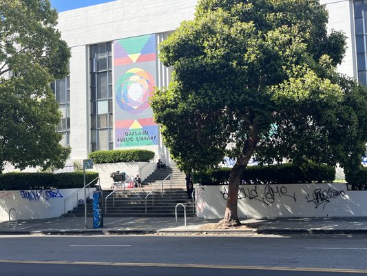 OAKLAND MAIN LIBRARY - Updated January 2026 - 83 Photos & 99 Reviews ...
