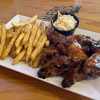 SLACKERS BAR & GRILL - Updated November 2024 - 284 Photos & 304 Reviews ...